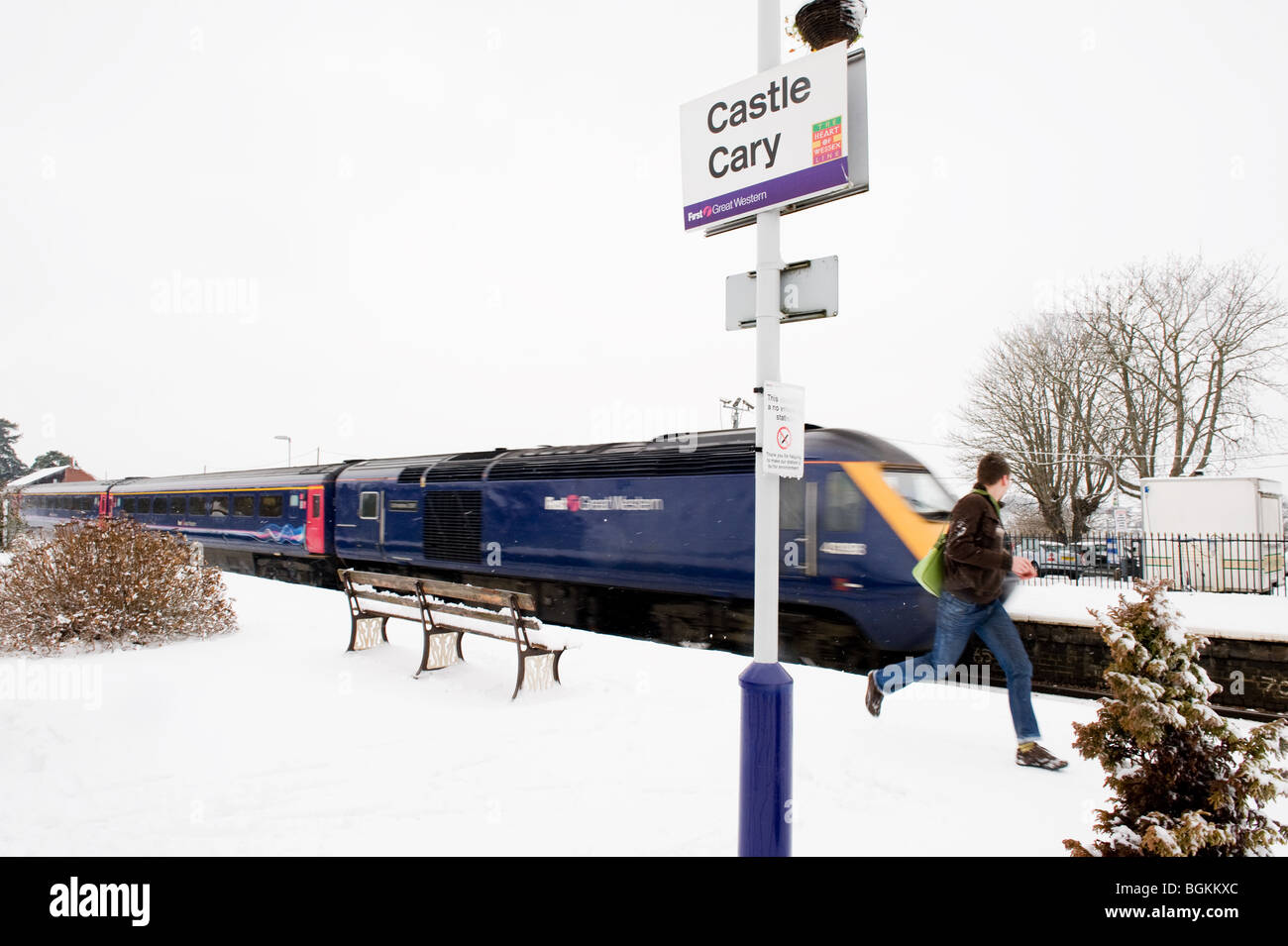 Local train at Castle Cary Railway Station, Somerset, England during ...