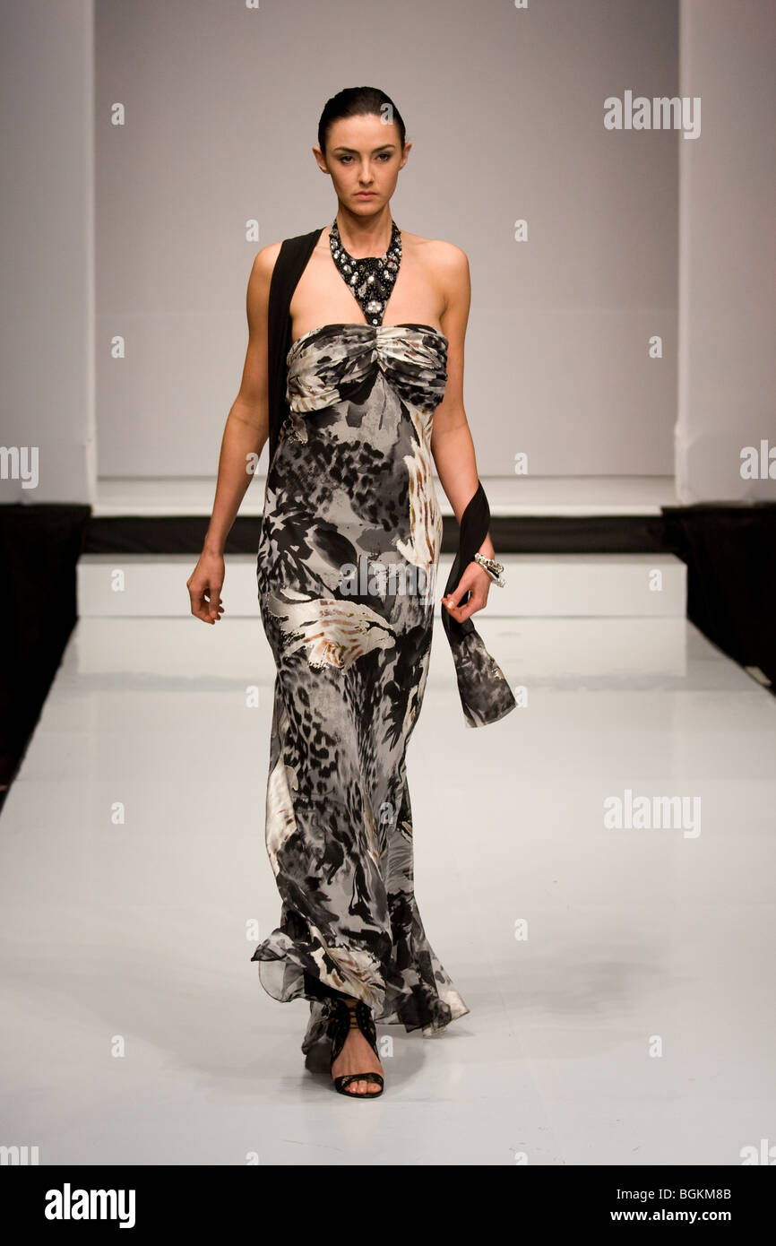 Elle model hi-res stock photography and images - Alamy