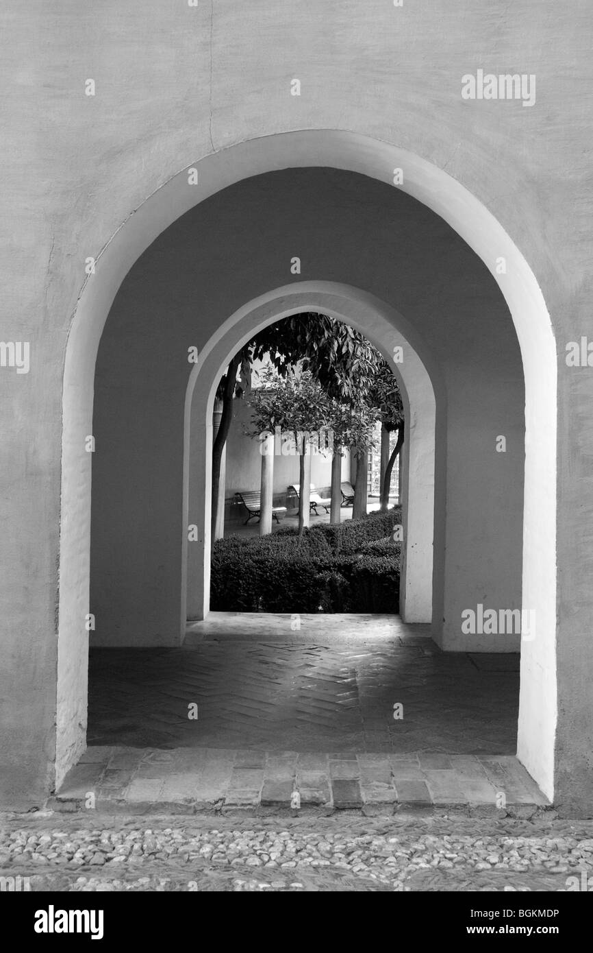 Spanish court Black and White Stock Photos & Images - Alamy