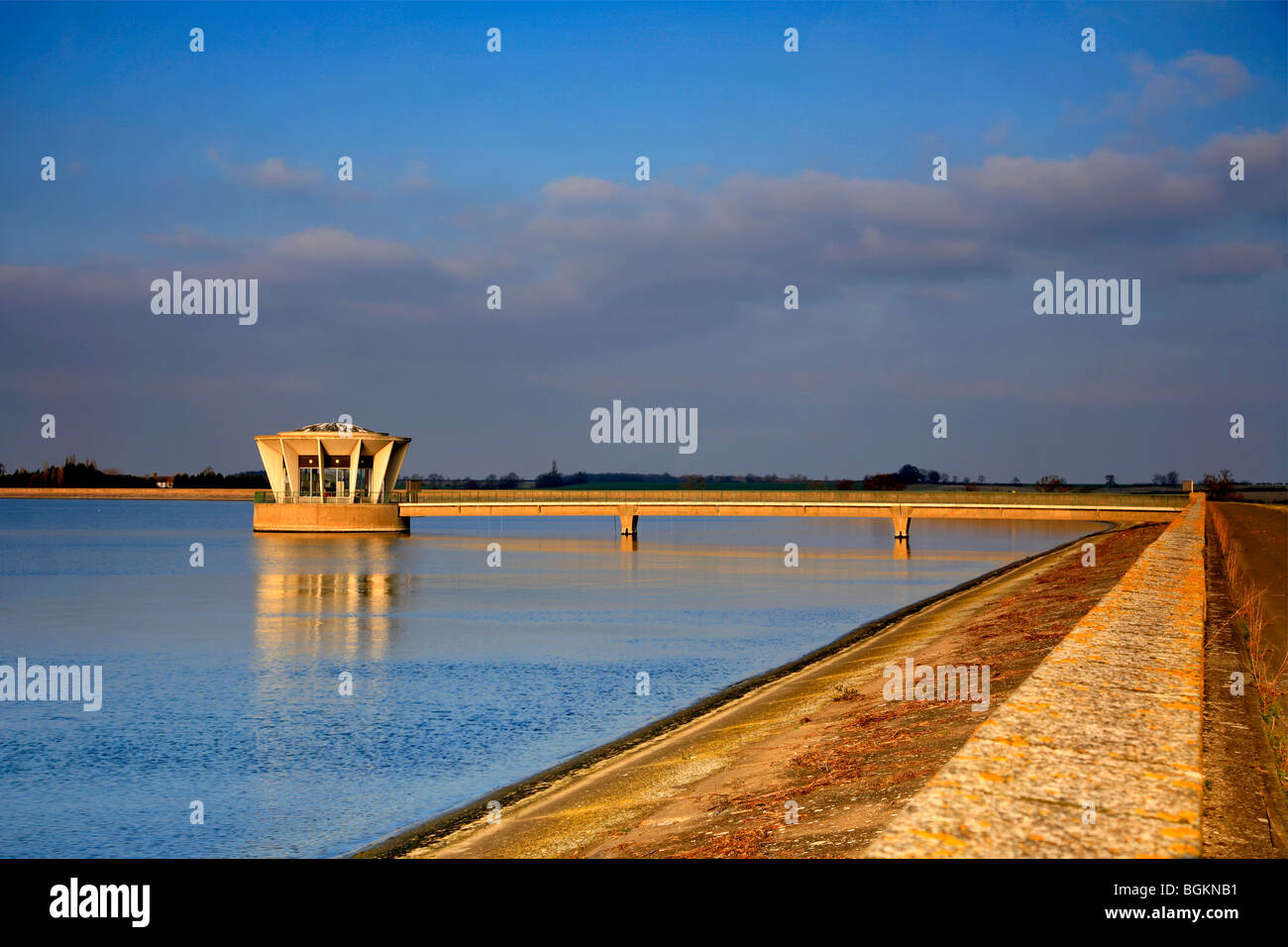Winter Clouds Sunsetting over Grafham Water Reservoir Cambridgeshire ...