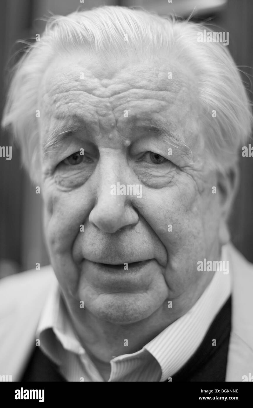 Older Black and White Stock Photos & Images - Alamy