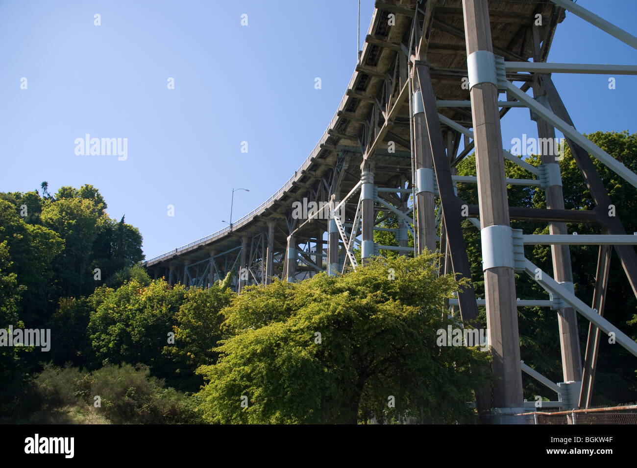Magnolia bridge hi-res stock photography and images - Alamy