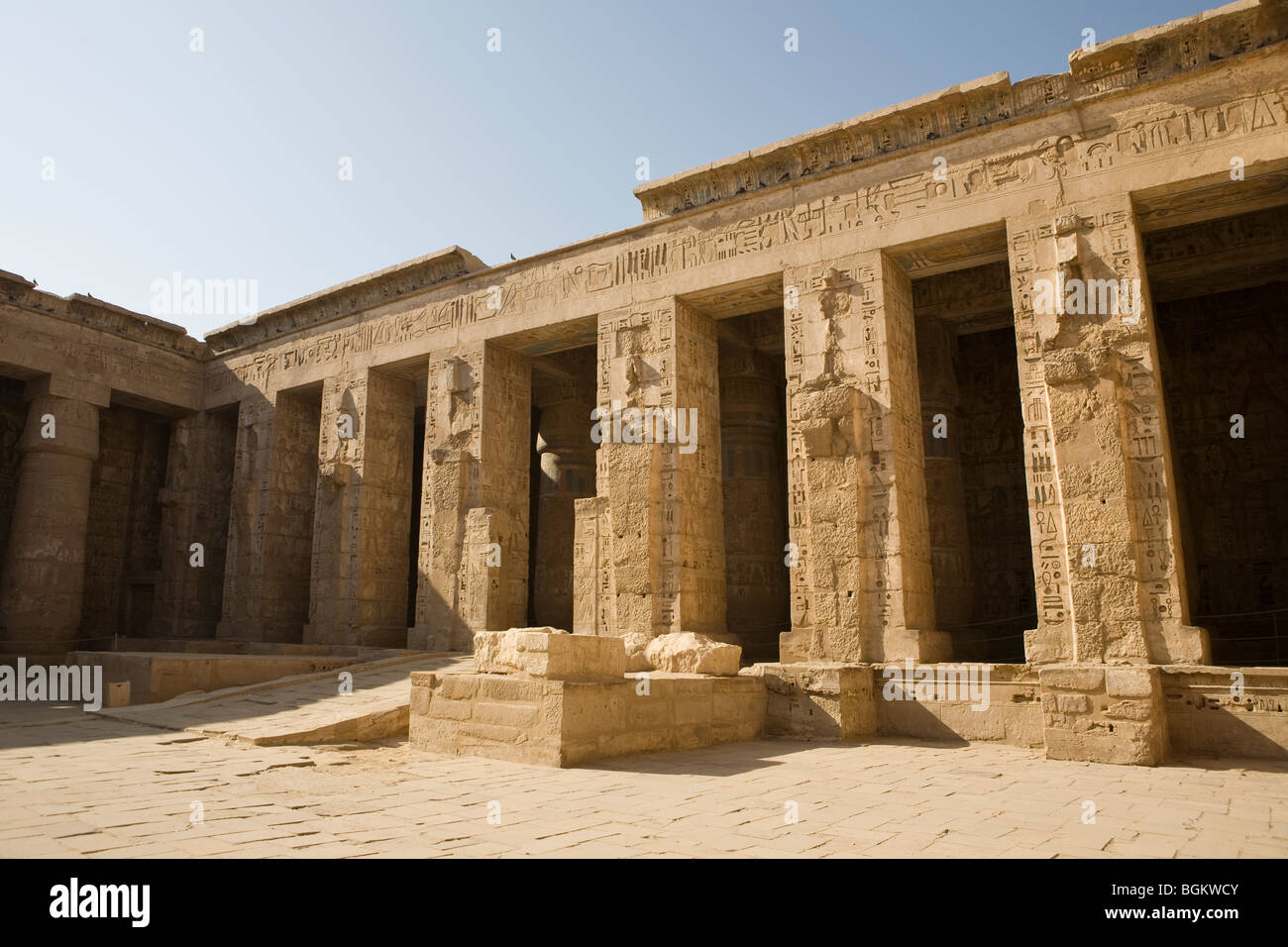 The second court with Osiris columns at Medinet Habu , Mortuary Temple ...