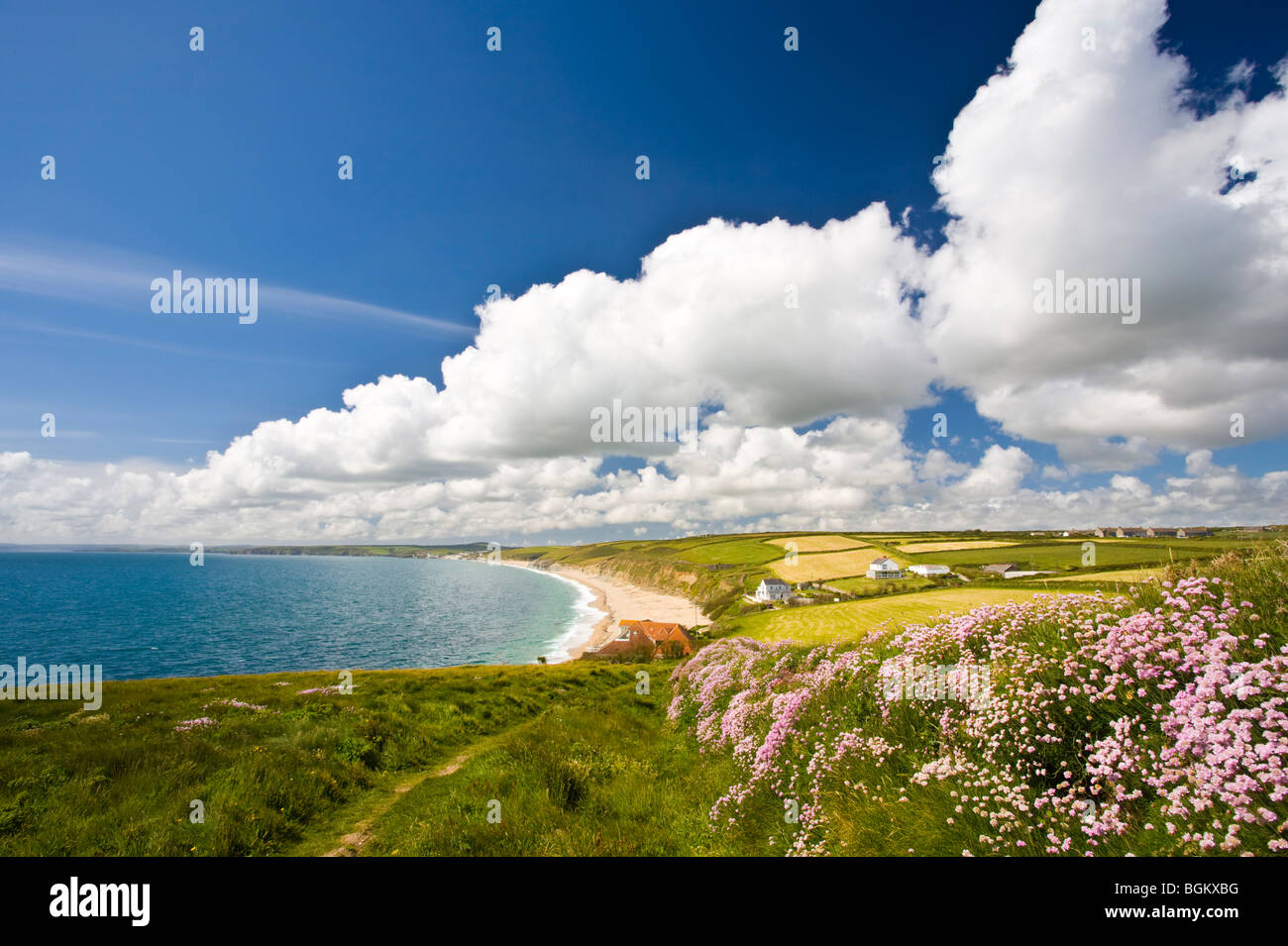 Cornish coast dramatic hi-res stock photography and images - Alamy