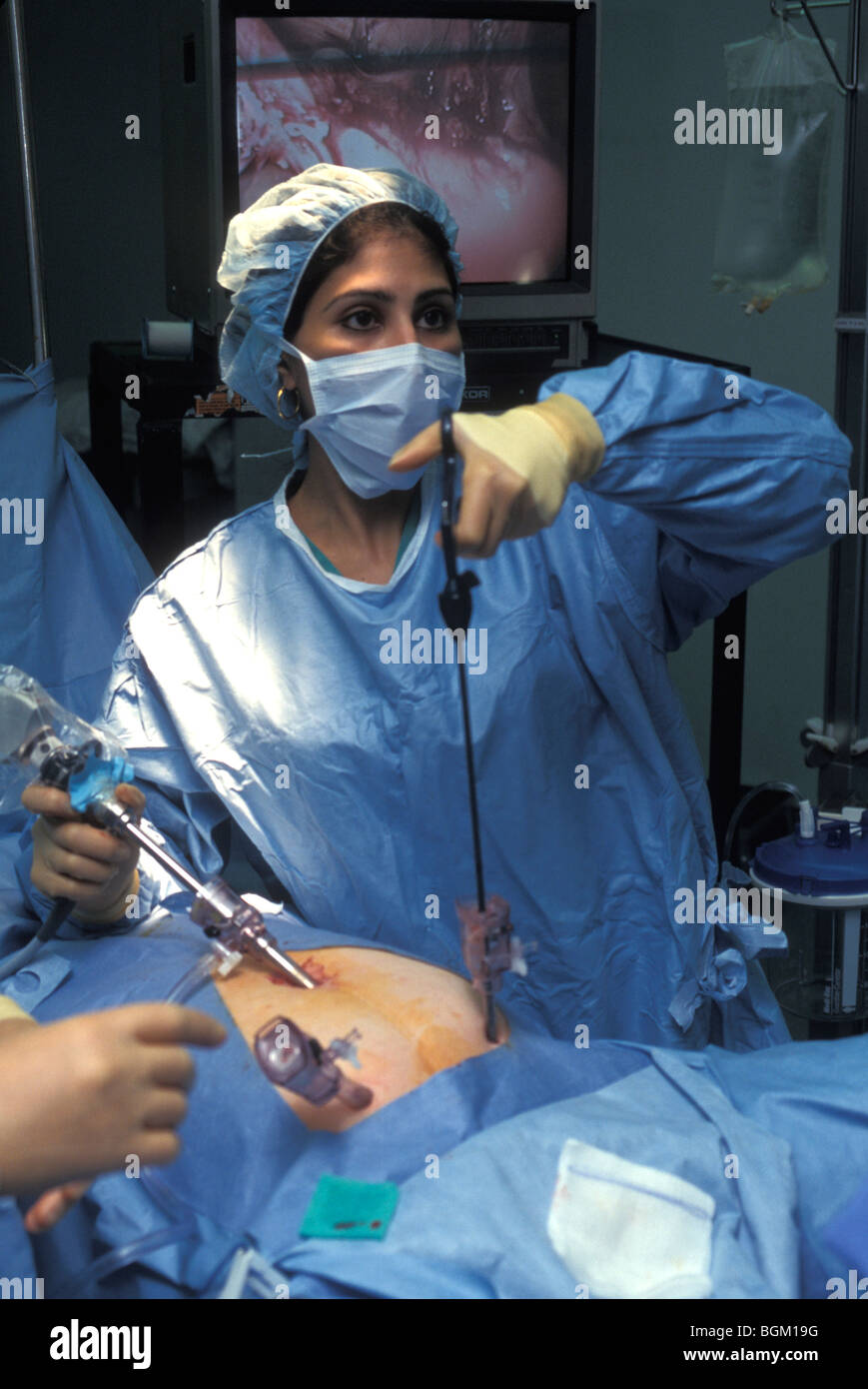 Laparoscopic surgery hi-res stock photography and images - Alamy