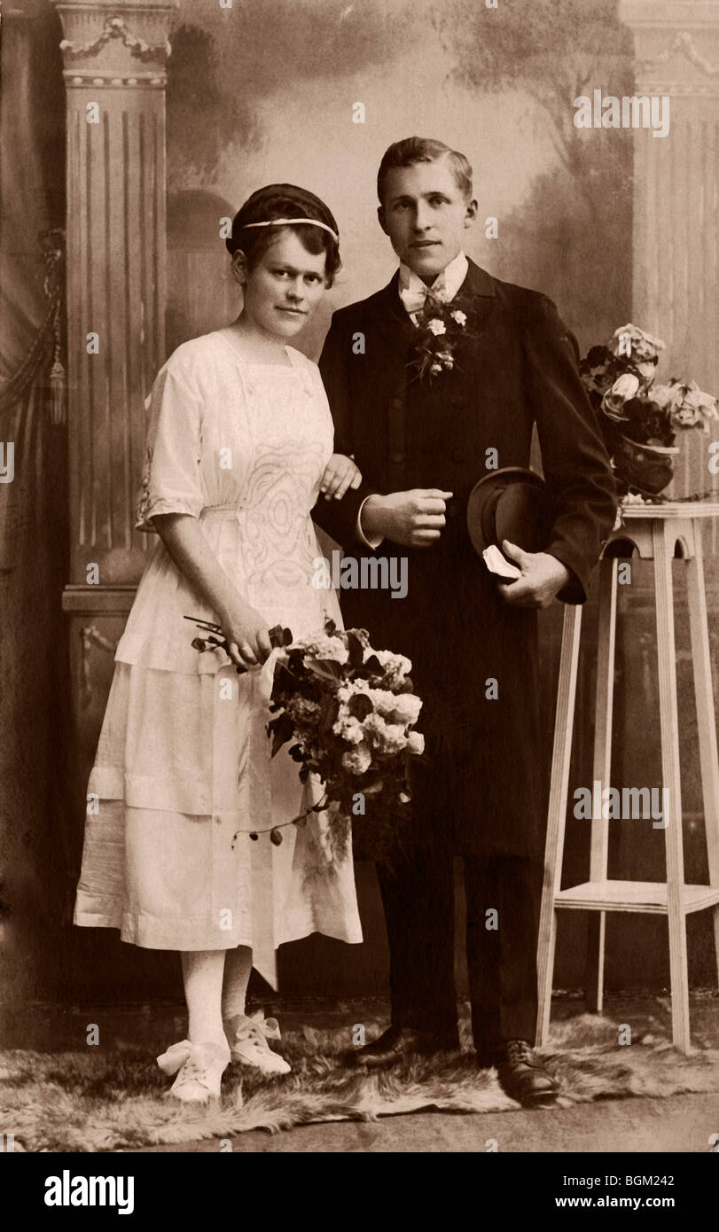 Bridal couple historic photograph around hi-res stock photography and ...