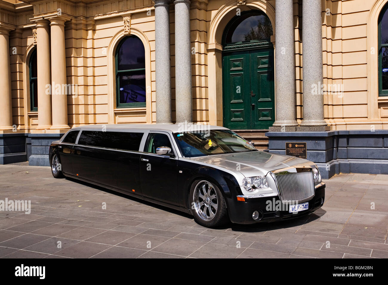 Bendigo Australia / A luxury limousine outside the circa 1885 Bendigo ...