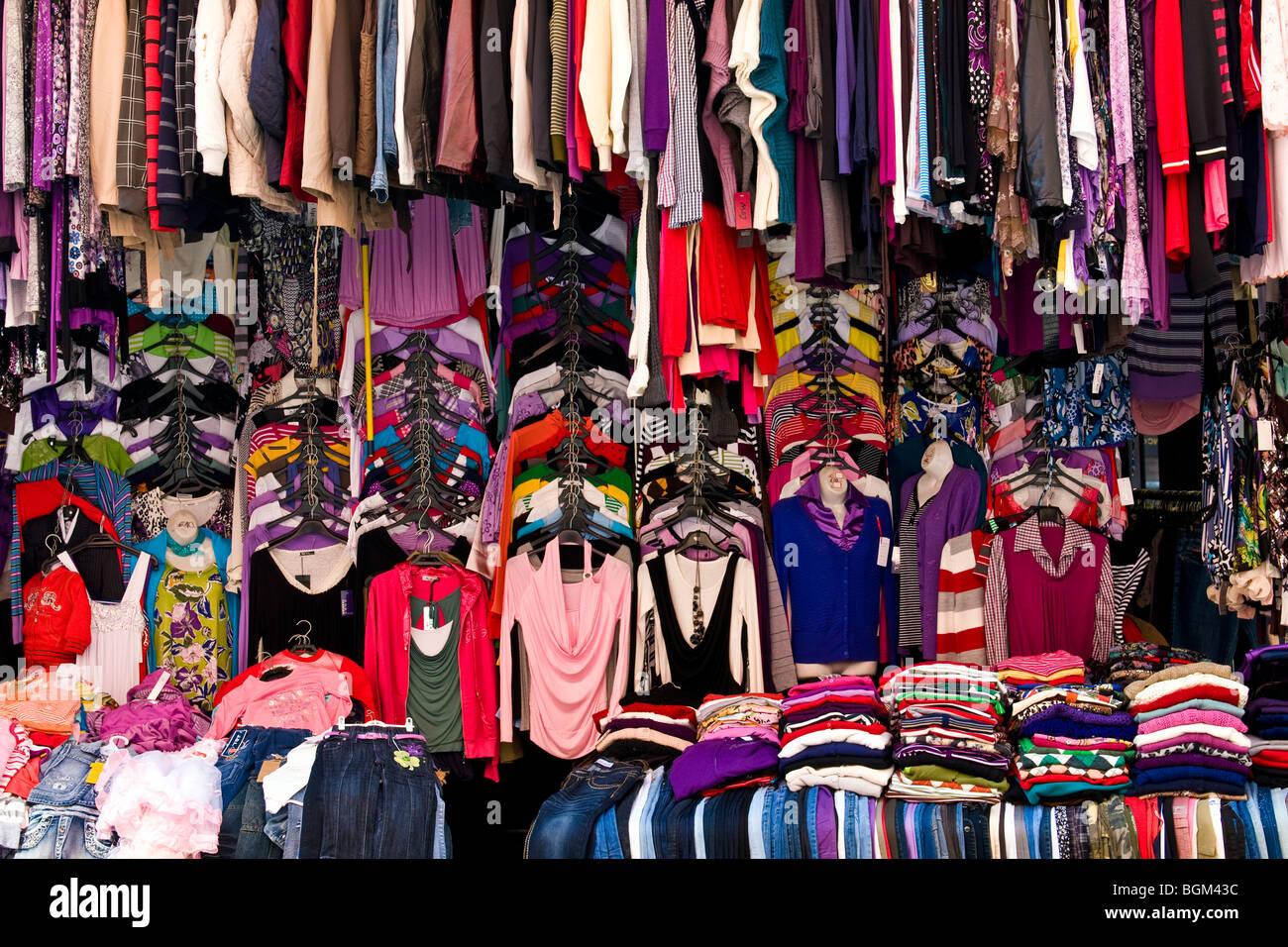 Made in pakistan products hi-res stock photography and images - Alamy