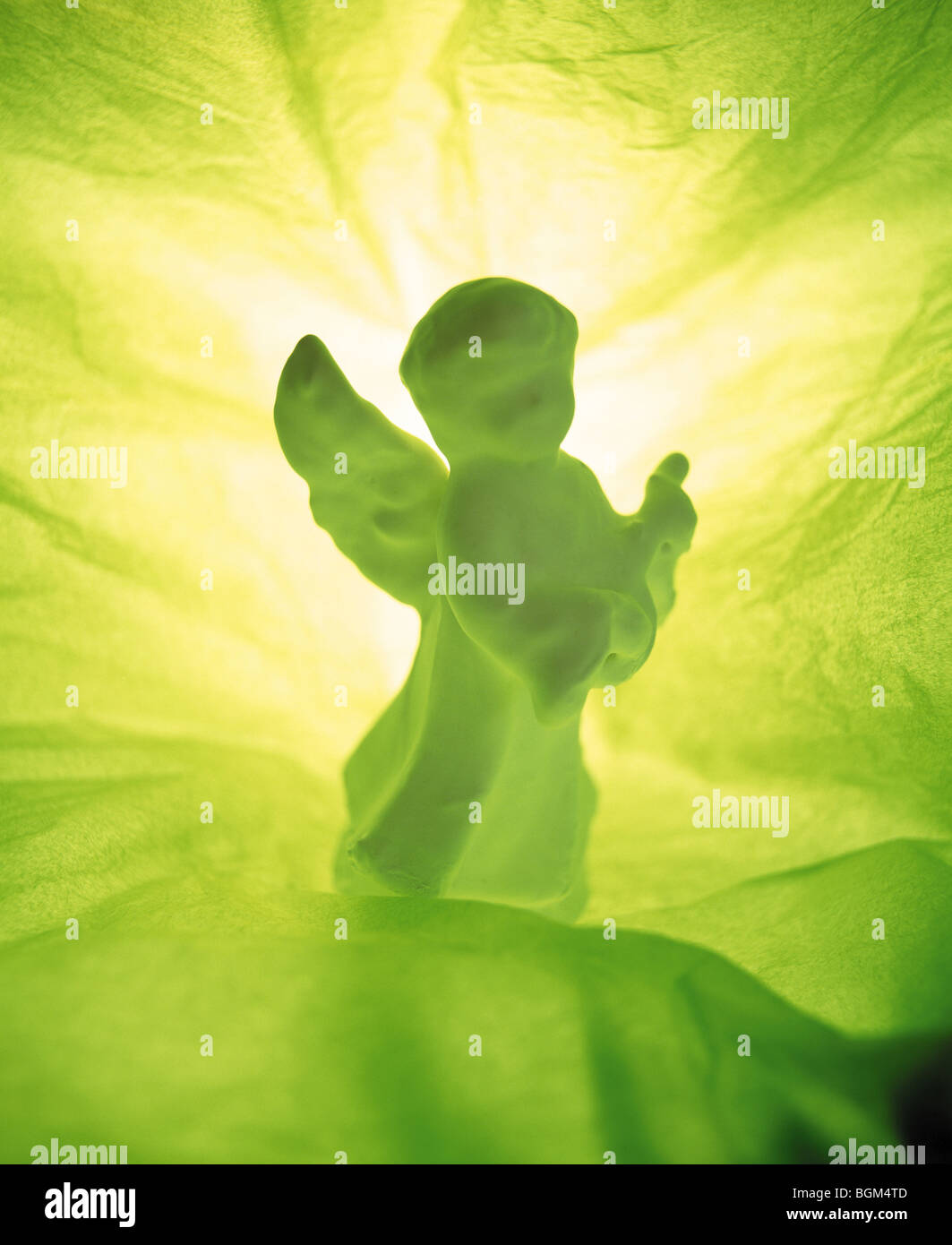 Back of cherub hi-res stock photography and images - Alamy