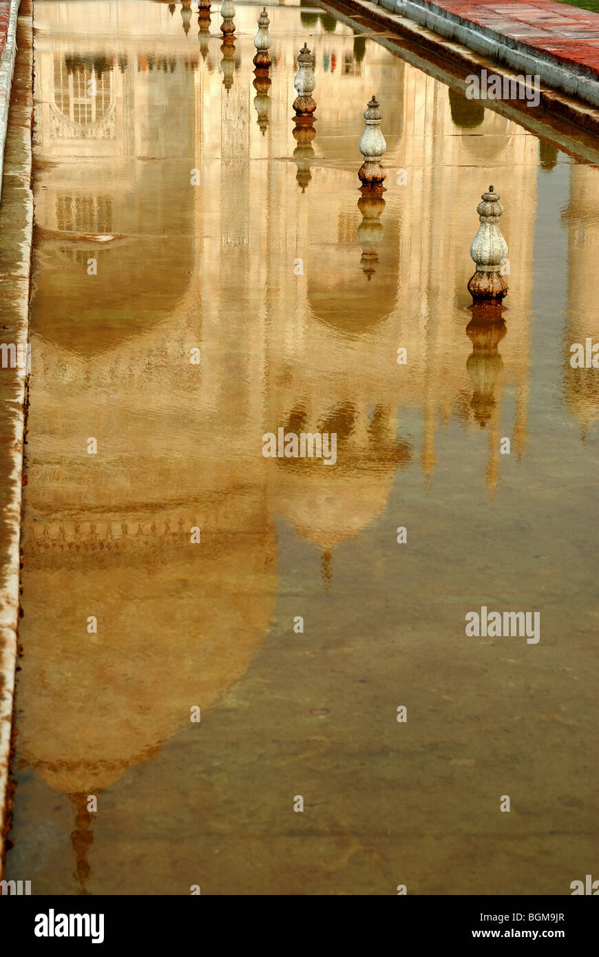 Taj Mahal reflection Stock Photo - Alamy