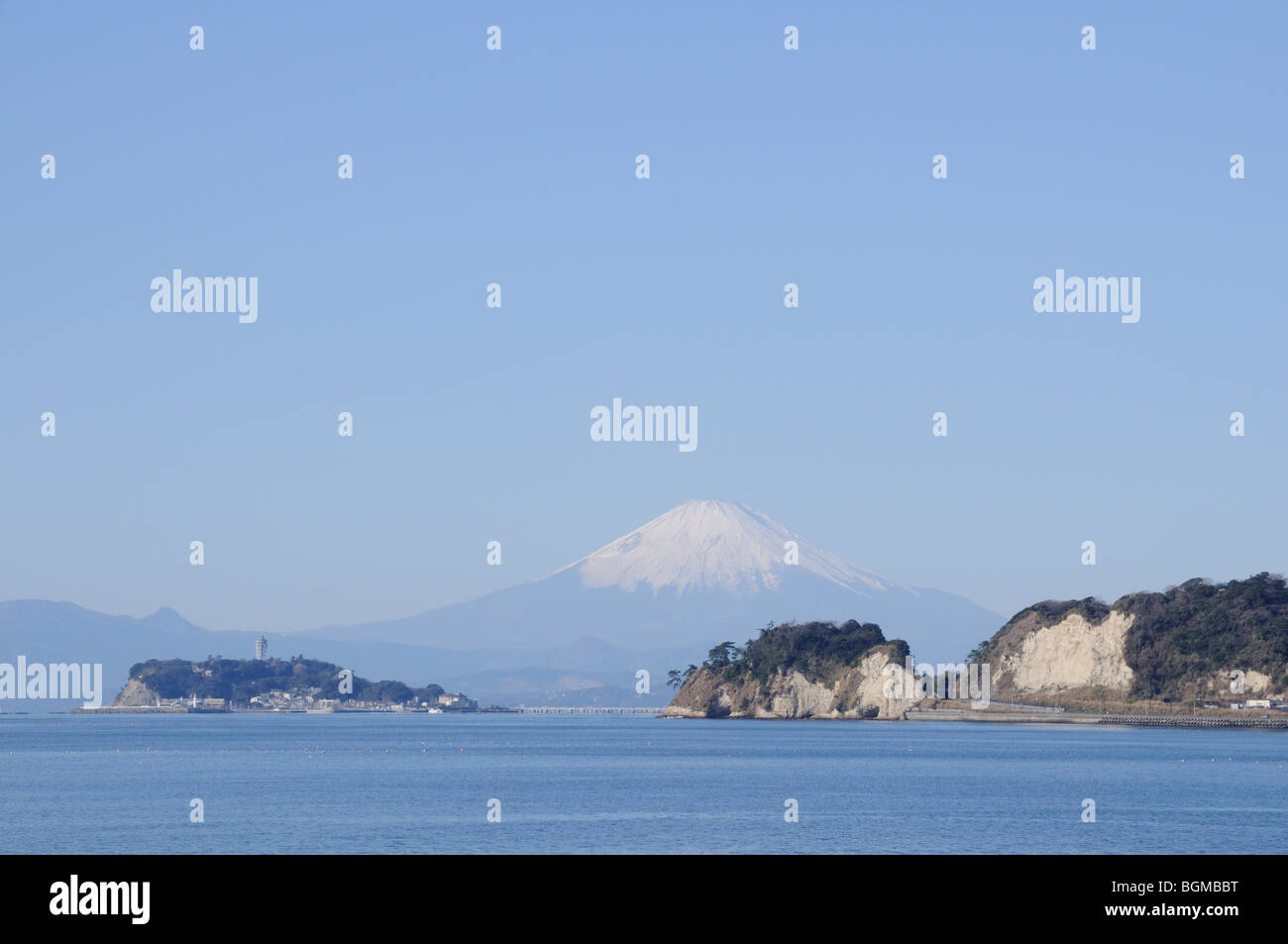 Mt Fuji and Enoshima Island viewed from Kamakura. Enoshima, Kamakura ...