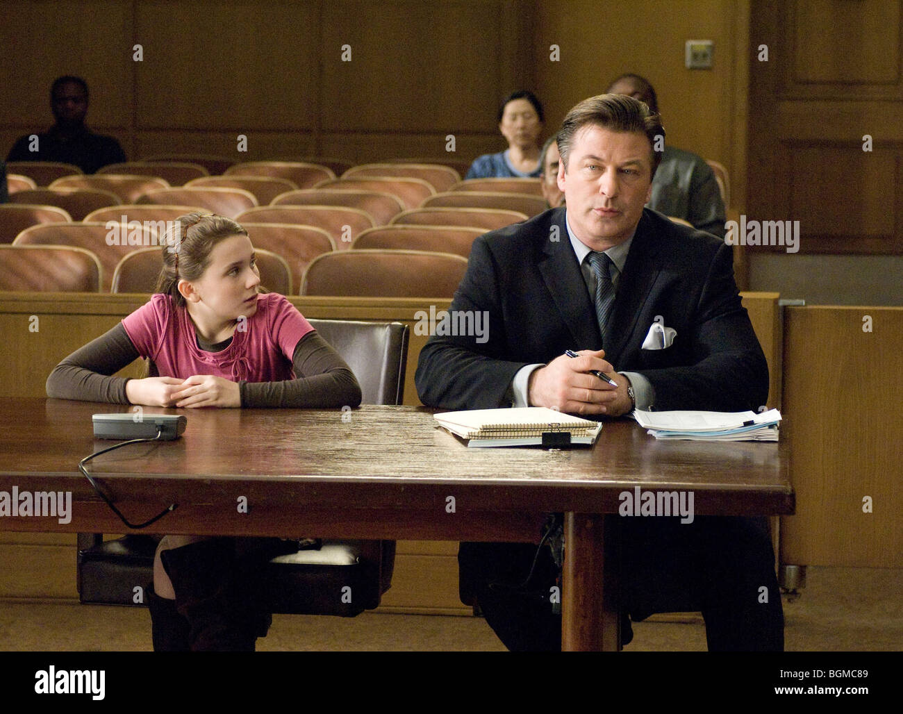 Alec baldwin abigail breslin sisters hi-res stock photography and ...