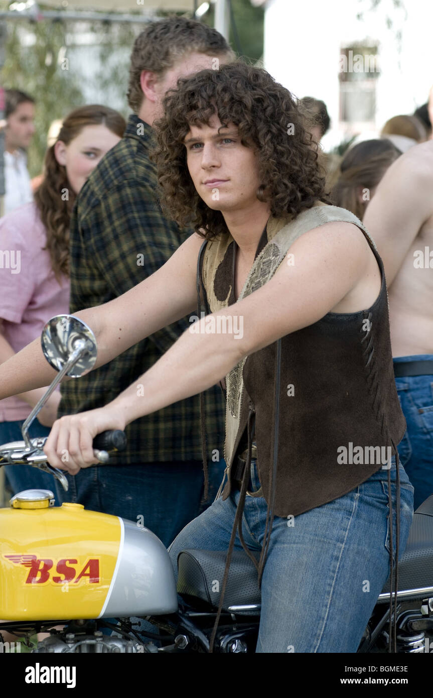 Taking Woodstock Year : 2009 USA Director : Ang Lee Jonathan Groff ...