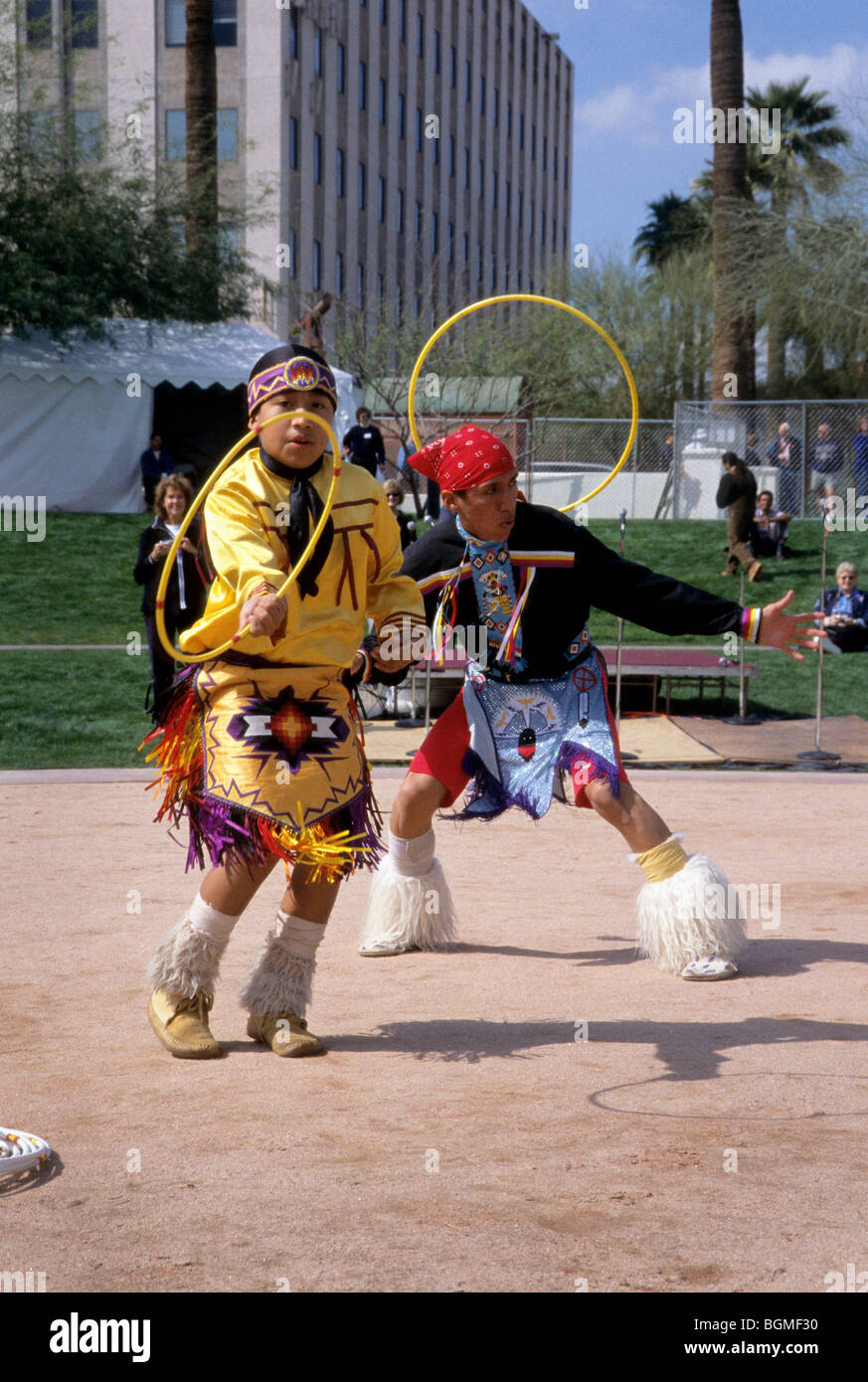 Apache dancers hi-res stock photography and images - Alamy