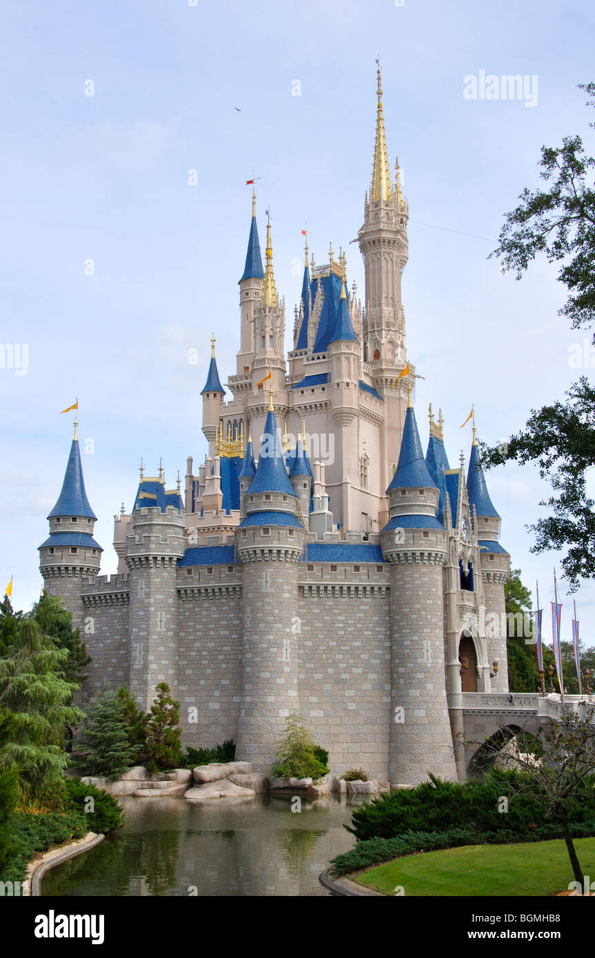 Disney castle america hi-res stock photography and images - Alamy
