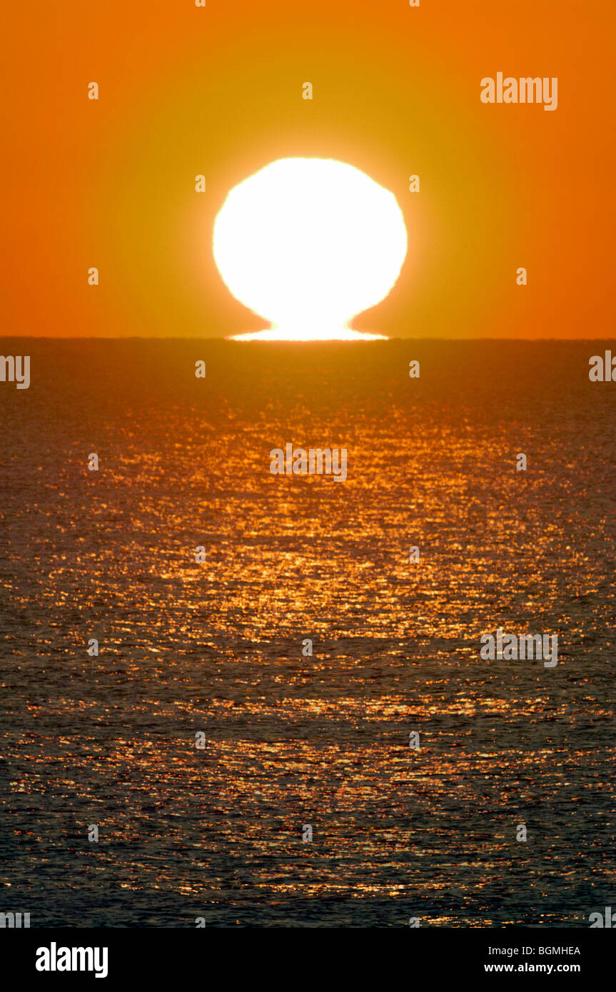 Sunrise Over the Horizon Stock Photo - Alamy