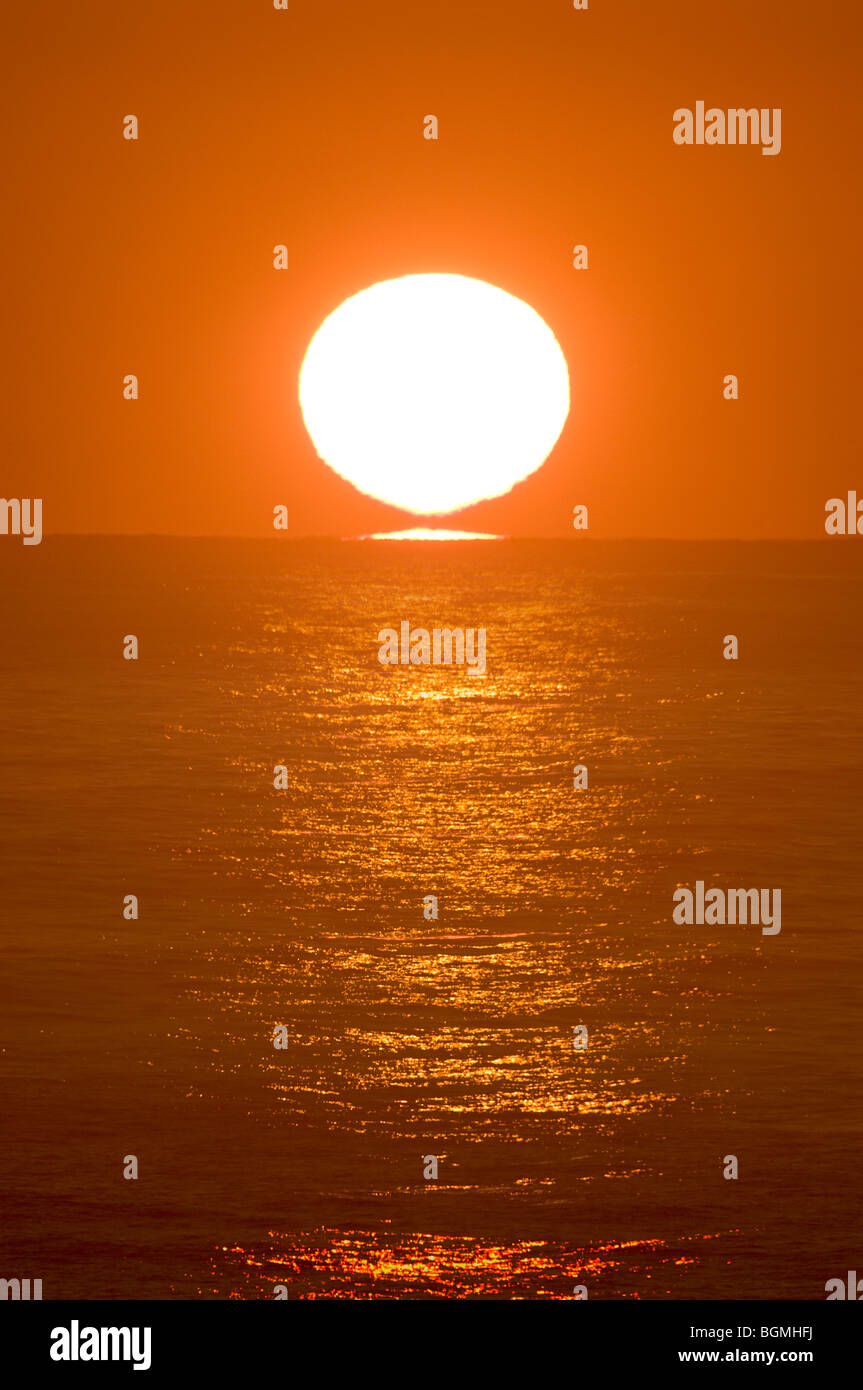 Sunrise Over the Horizon Stock Photo - Alamy