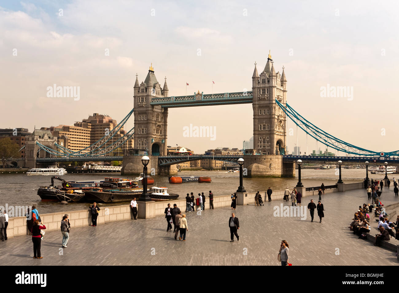 Tower bridge london river thames landmark history hi-res stock ...