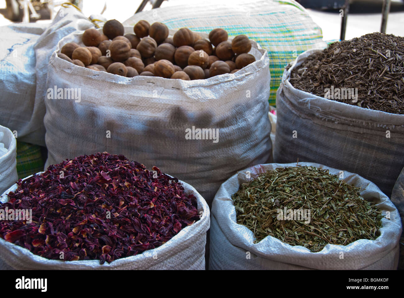 Dubai traditional food hi-res stock photography and images - Alamy