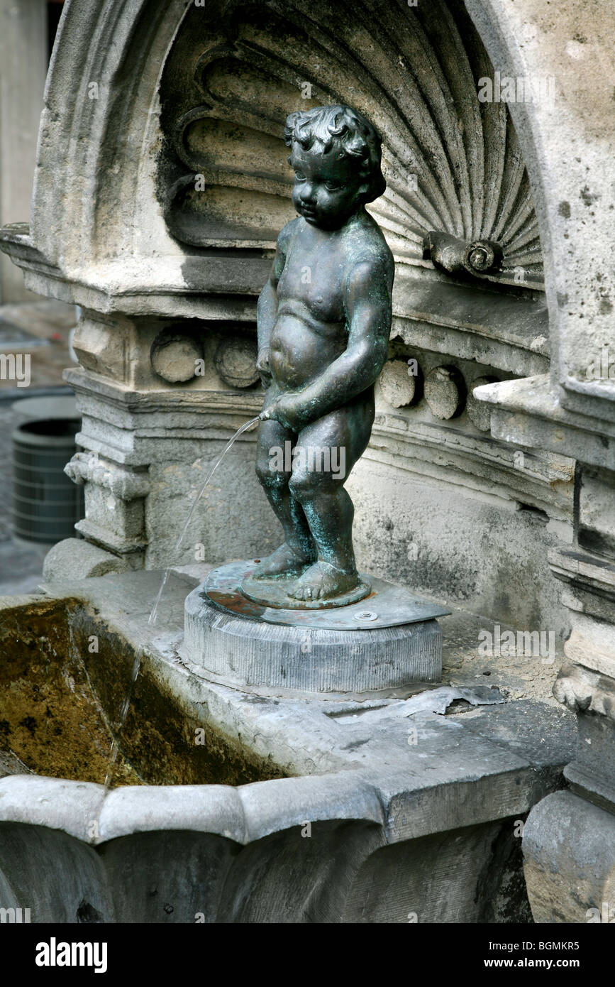 The Little Man Pee / Manneken Pis fountain, Geraardsbergen, Belgium ...