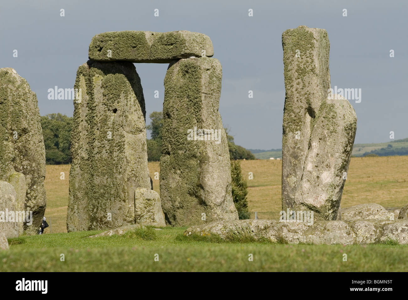 Burial mounds stonehenge hi-res stock photography and images - Alamy