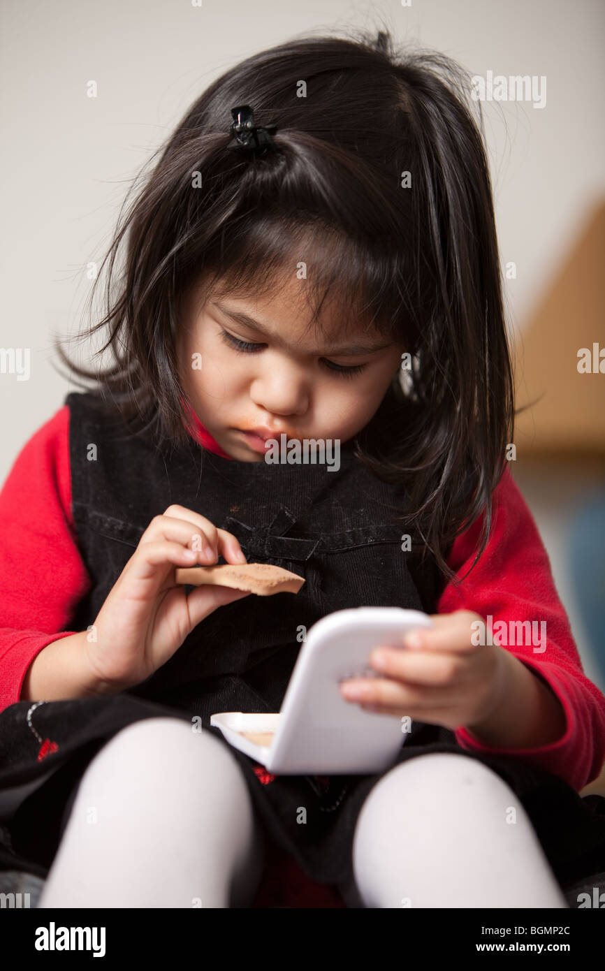 Cute adorable 2-year old toddler girl Stock Photo - Alamy