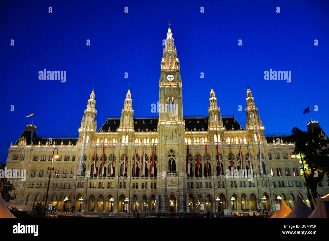 Neues rathaus vienna hi-res stock photography and images - Alamy