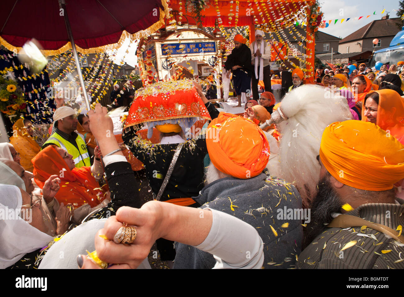 Gurdwara guru granth sahib sikh sabha hi-res stock photography and ...