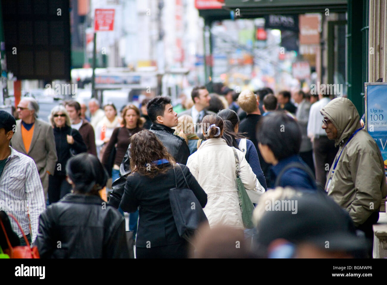 New york crowd people street hi-res stock photography and images - Alamy