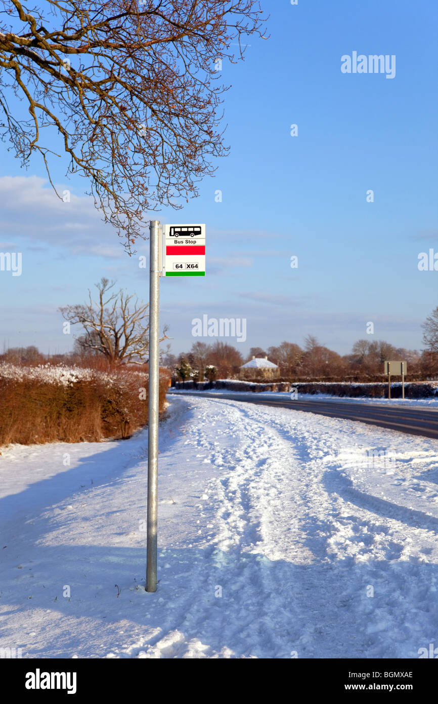 A bus stop after a heavy snow fall Stock Photo - Alamy