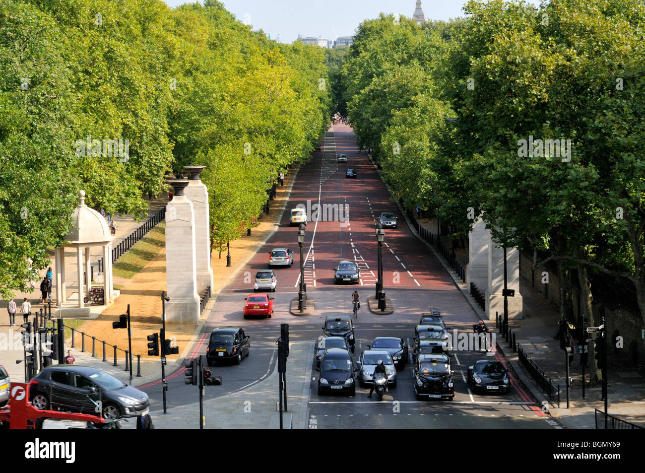 Constitution hill london hi-res stock photography and images - Alamy