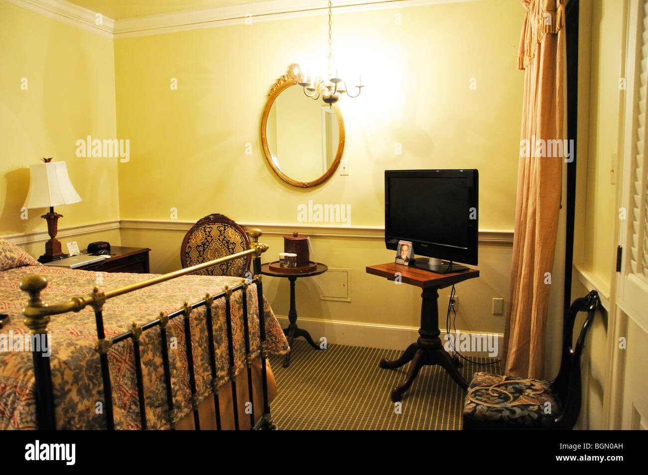 Historic hotel interior bed louisiana hi-res stock photography and ...