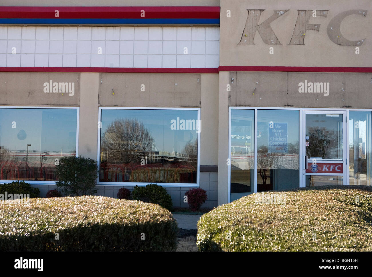A vacant fast food restaurant location Stock Photo - Alamy