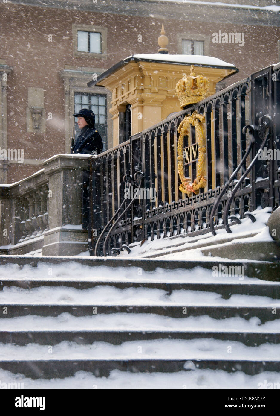 Security booth hi-res stock photography and images - Alamy