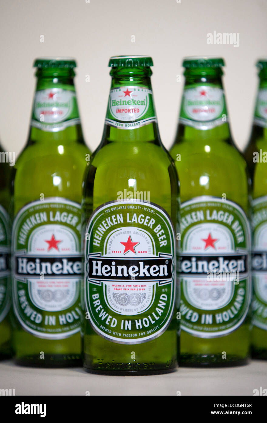 Heineken bottle hi-res stock photography and images - Alamy