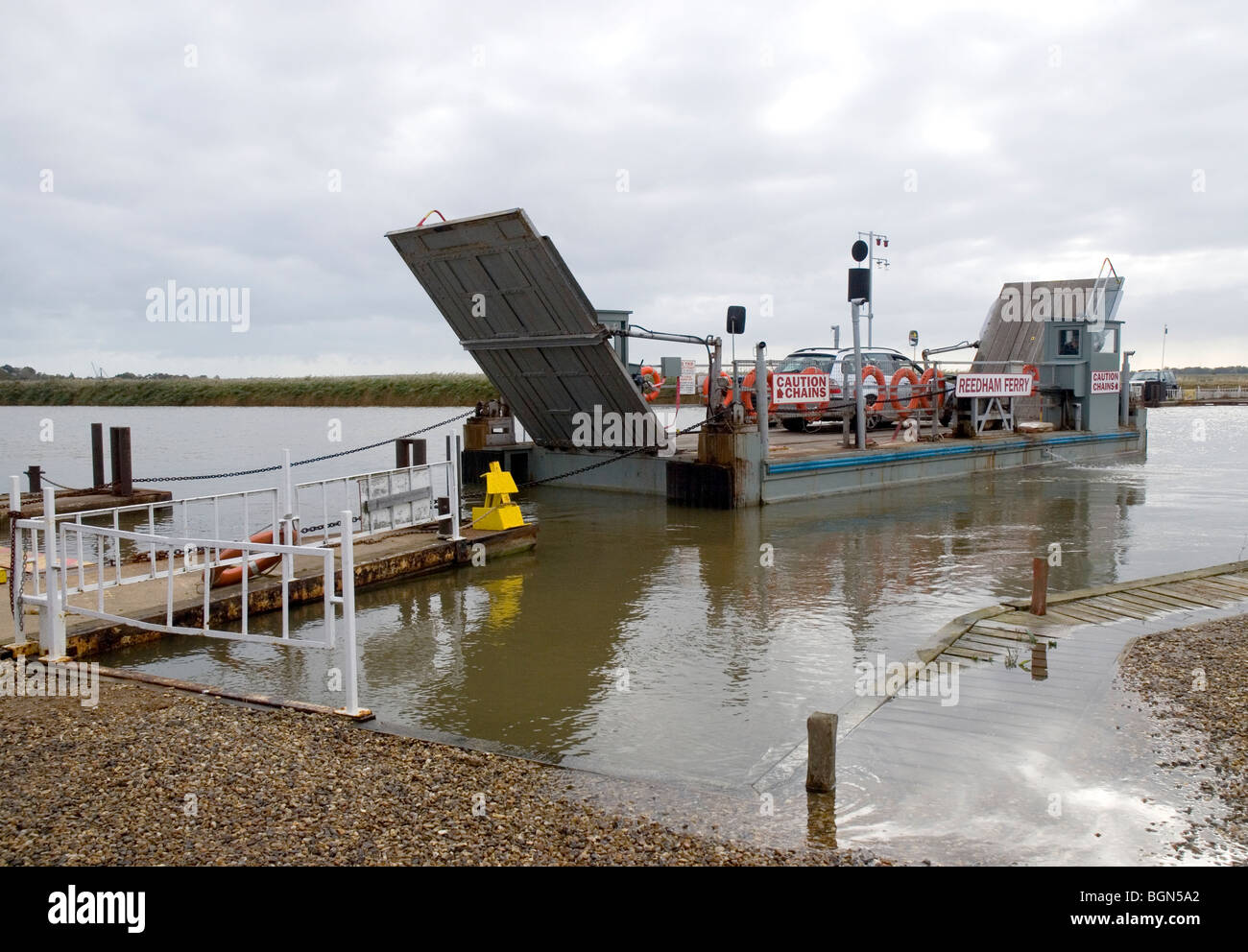 Reedham car ferry transporting cars across the River Yare, Reedham ...