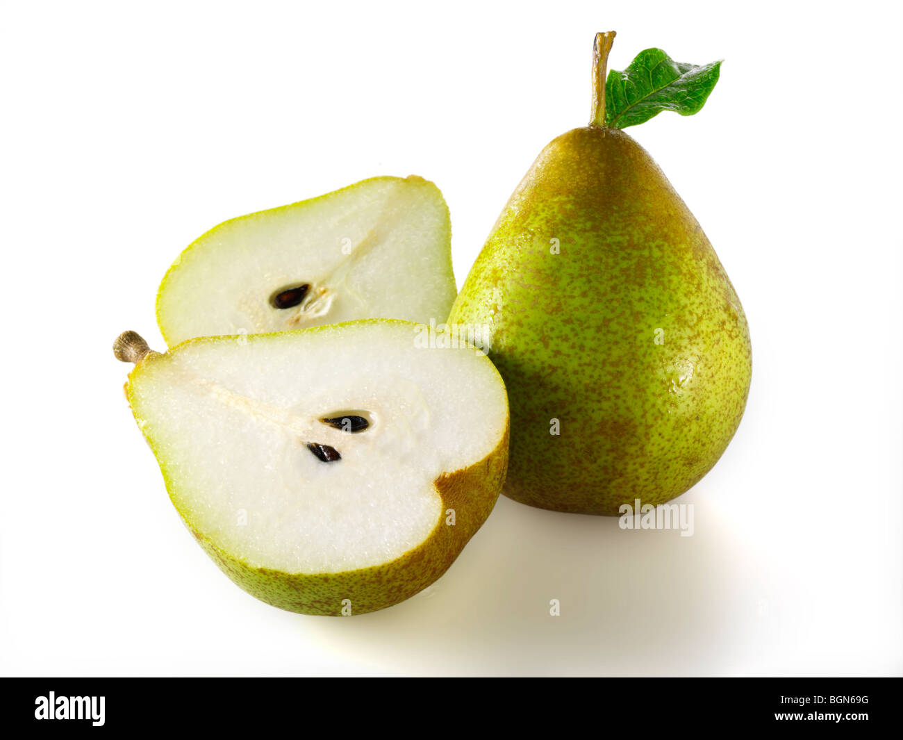 Fresh comice pears whole and cut Stock Photo - Alamy