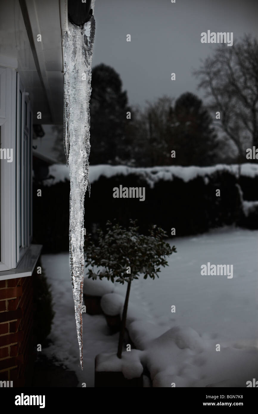 Large icicle hi-res stock photography and images - Alamy