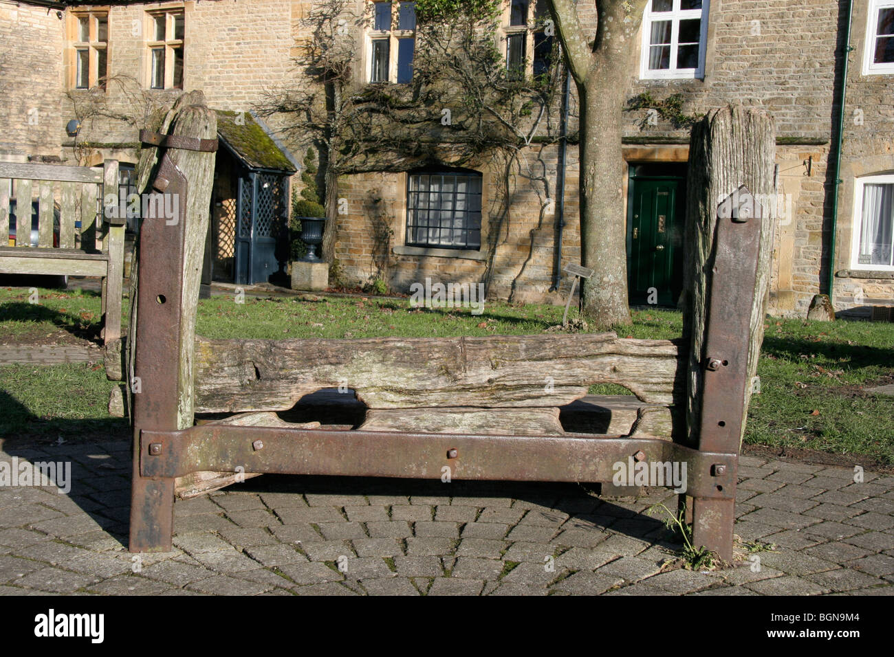 Town Stocks the Square Stow on the Wold Gloucestershire Stock Photo - Alamy