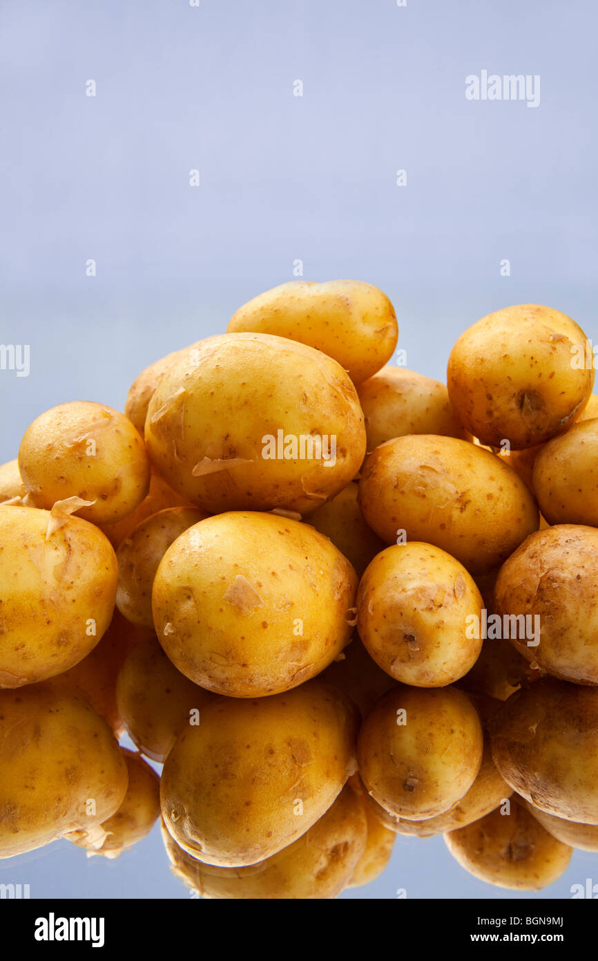 Potatoes new hi-res stock photography and images - Alamy
