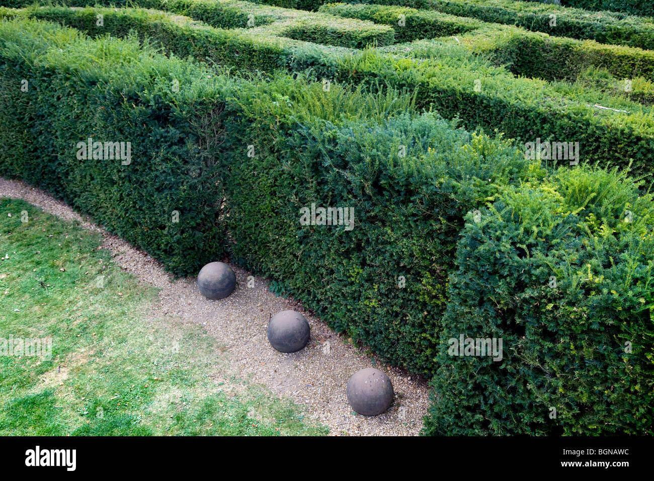 Maze of swirling hi-res stock photography and images - Alamy