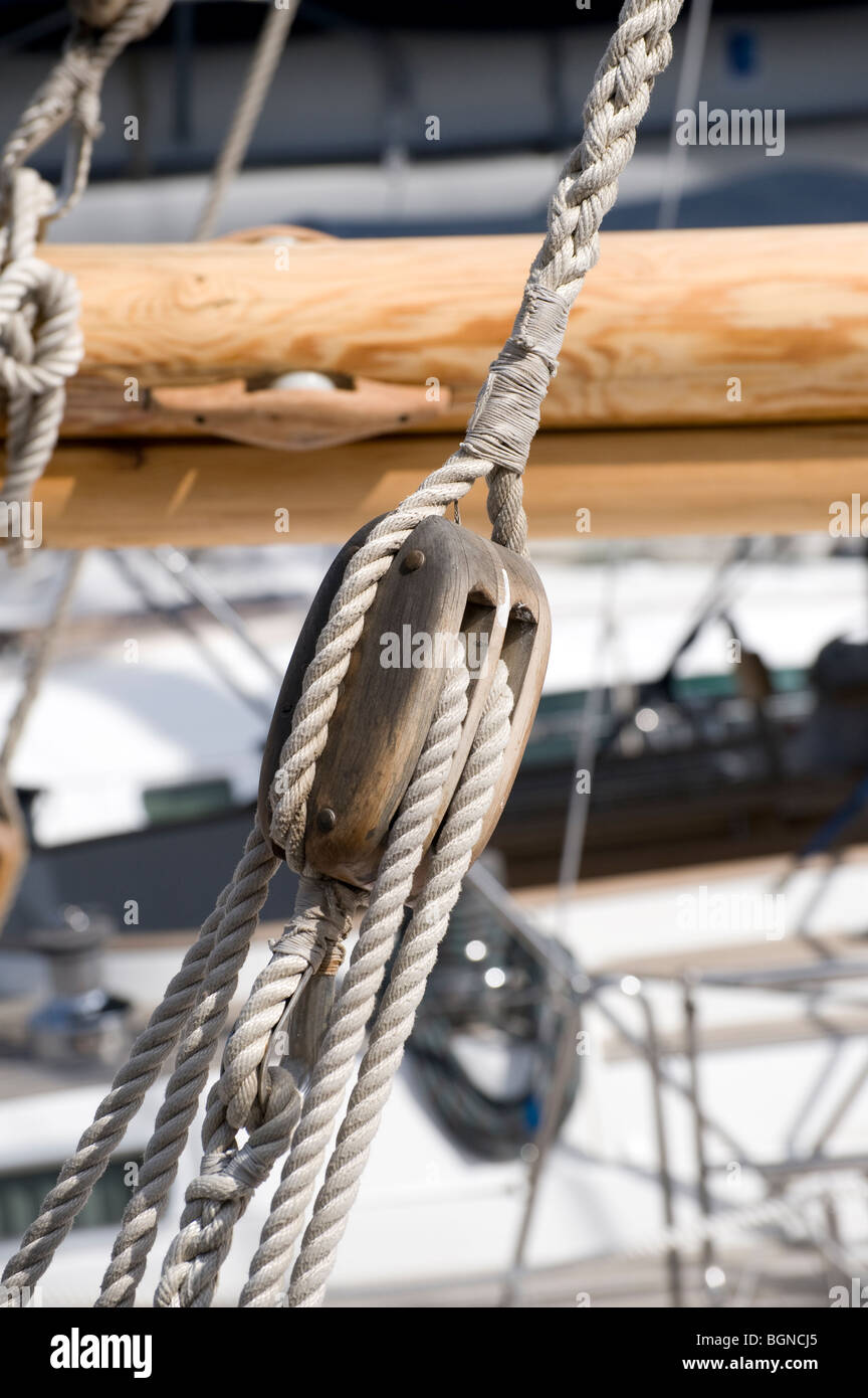 Pulleys on a boat hi-res stock photography and images - Alamy