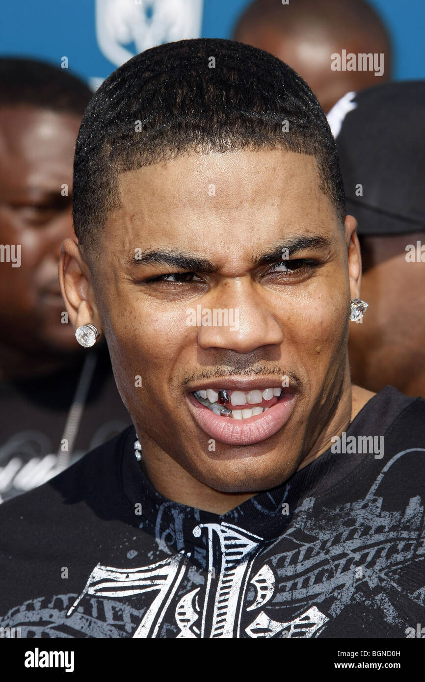 NELLY BET AWARDS 08 RED CARPET SHRINE DOWNTOWN LOS ANGELES USA 24 June ...