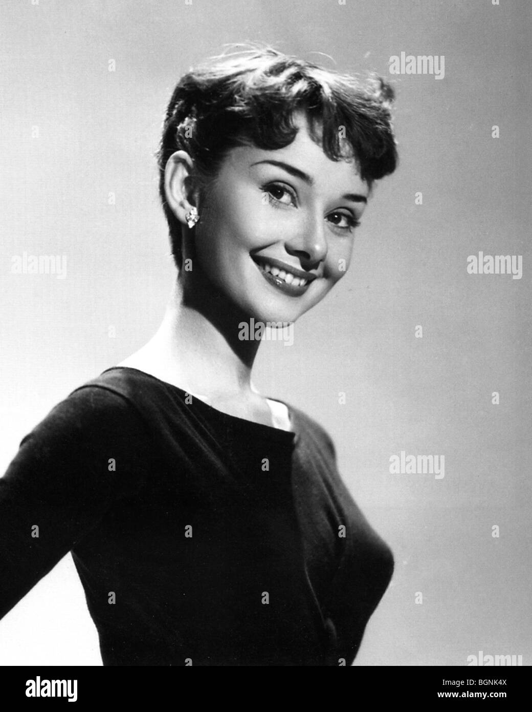 Audrey hepburn 1951 hi-res stock photography and images - Alamy