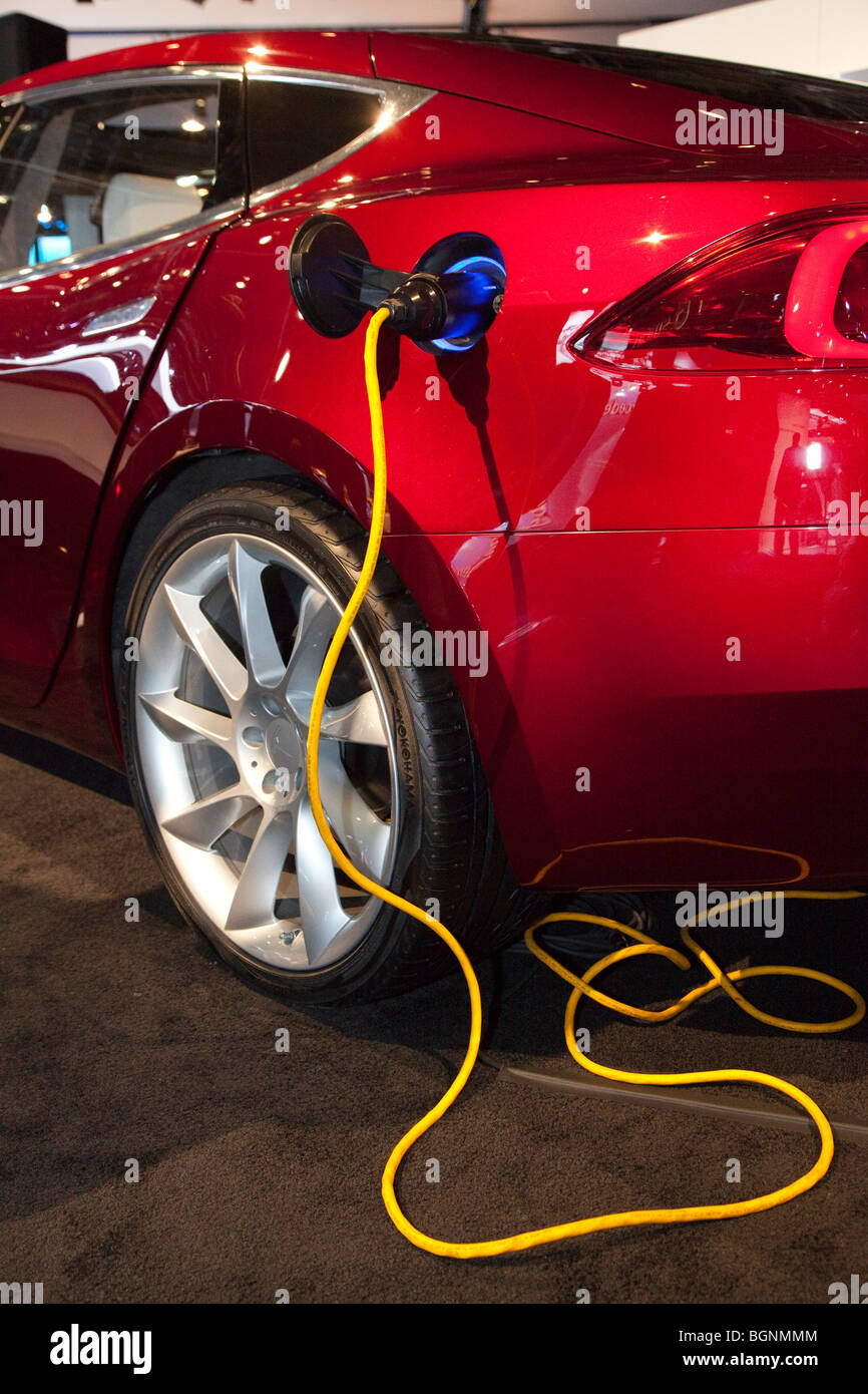 The Tesla Model S electric sports car Stock Photo - Alamy