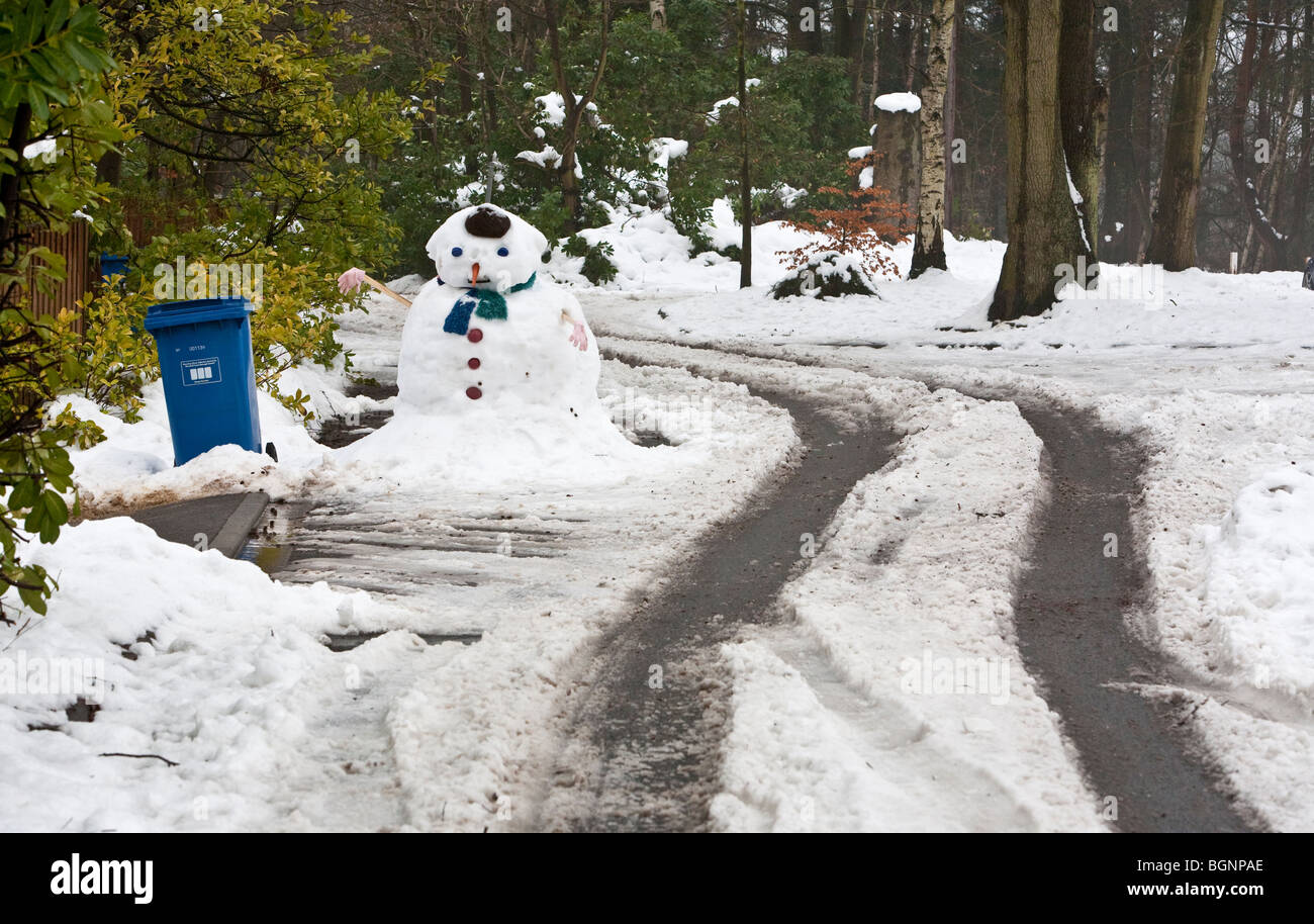 Slush road hi-res stock photography and images - Alamy