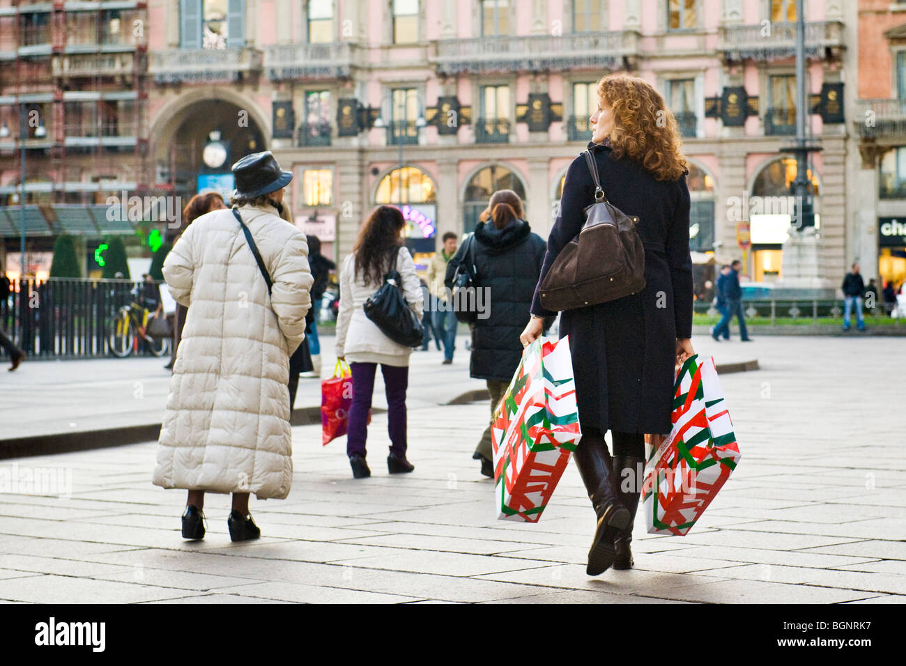 Milan daily life hi-res stock photography and images - Alamy