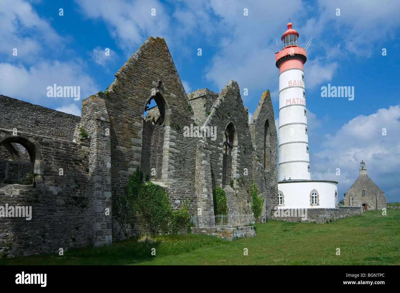 The Pointe Saint-Mathieu with its lighthouse and abbey ruins, Finistère ...