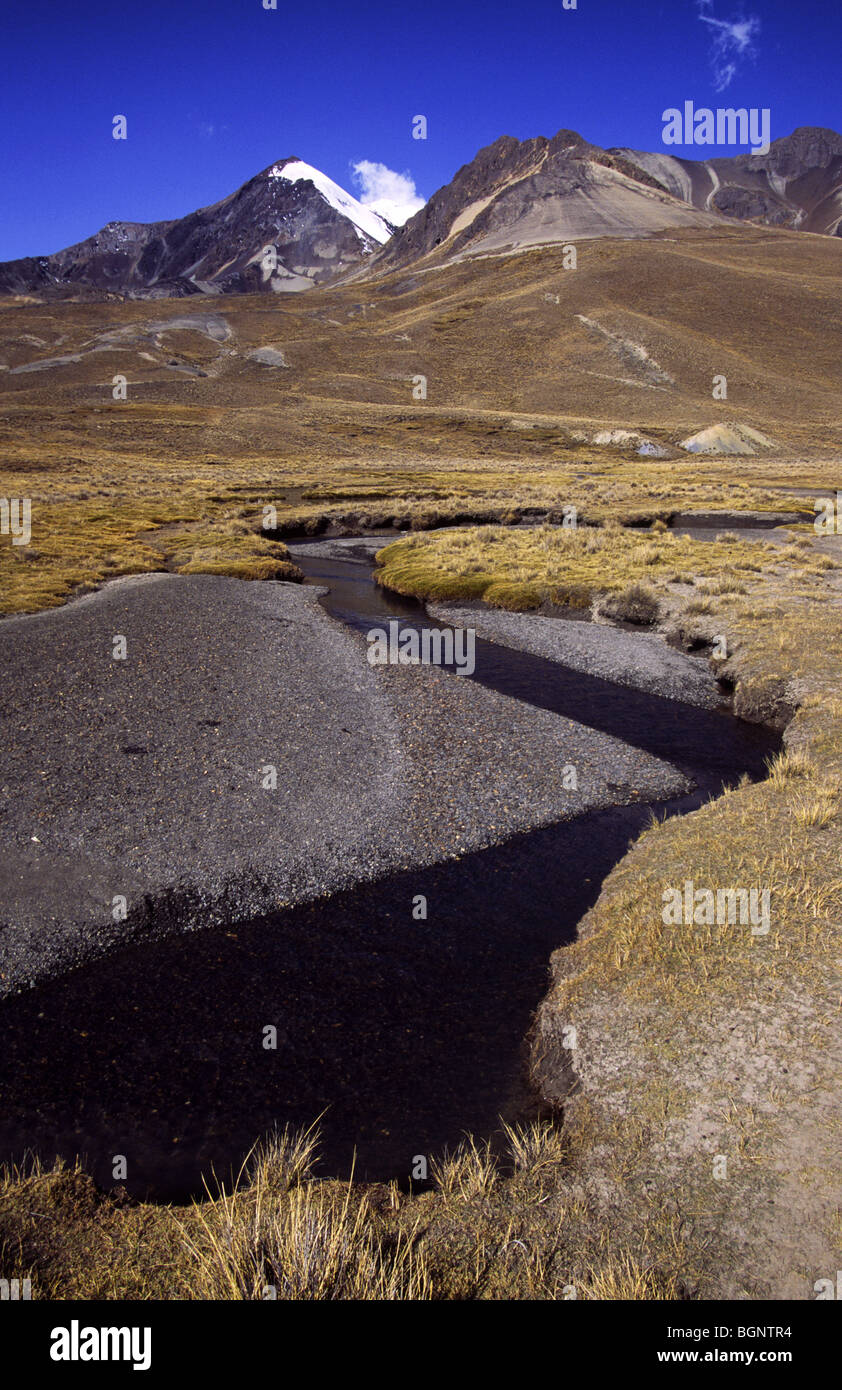 Mountain scenery. Cordillera real, Bolivia Stock Photo - Alamy