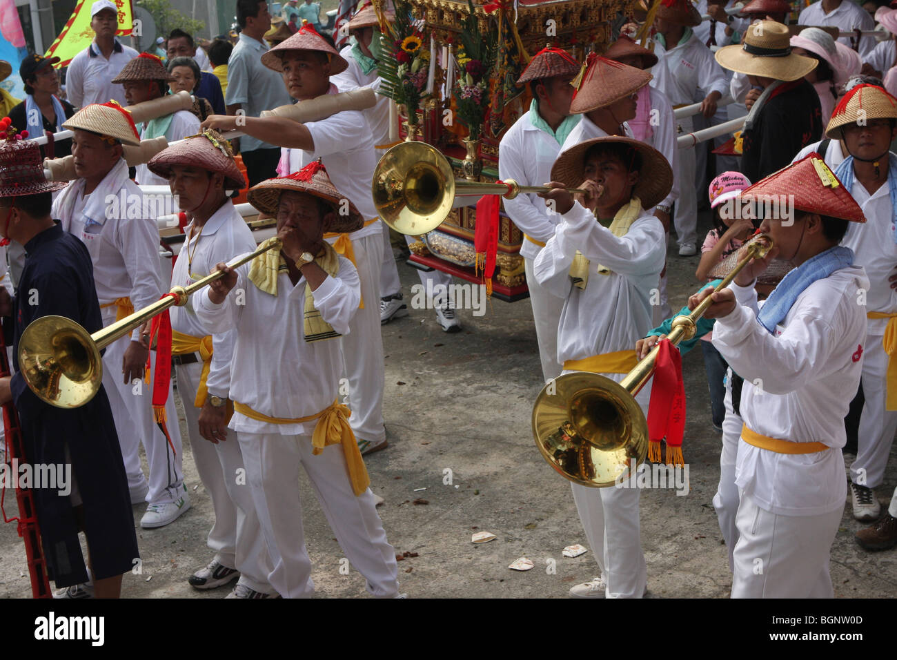 traditional taiwanese musicians Stock Photo - Alamy